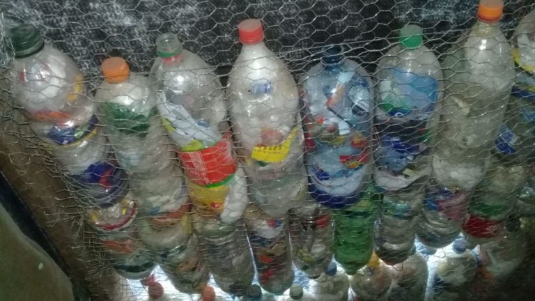 Construyen casas con ecoladrillos en Formosa: ¿qué son, cómo se hacen y ...